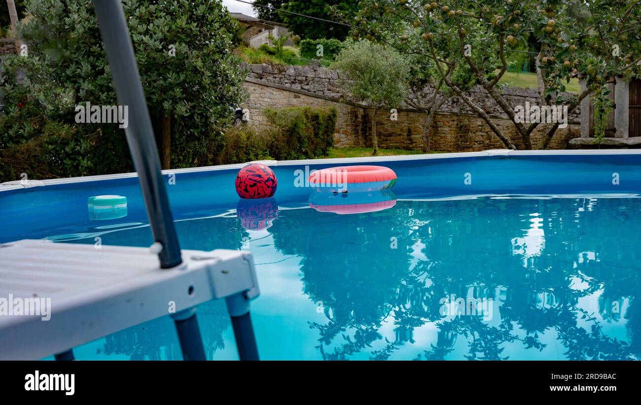 ball in the pool Stock Photo - Alamy