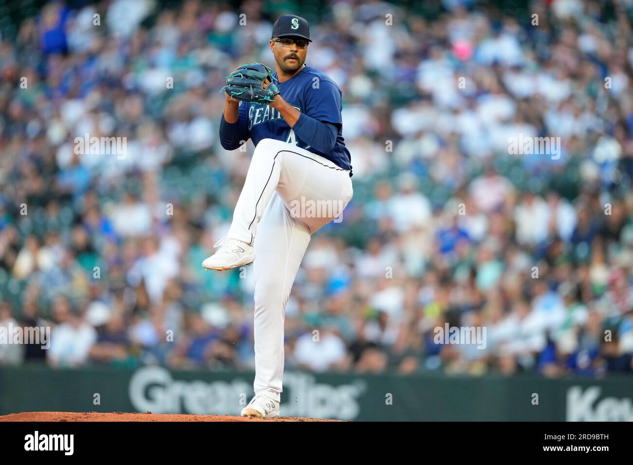 Seattle Mariners relief pitcher Isaiah Campbell throws against the ...