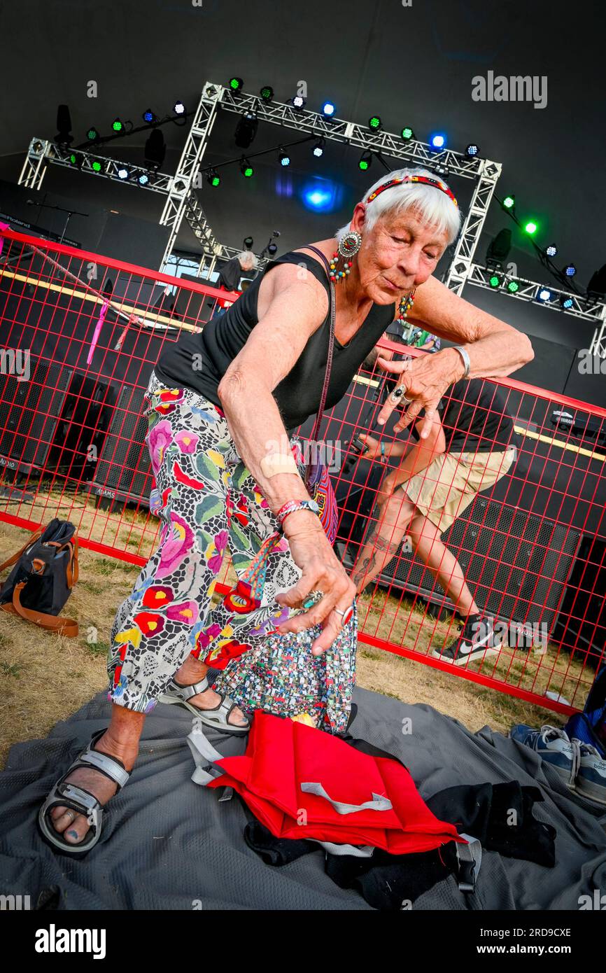 Senior citizen music festival hi-res stock photography and images - Alamy