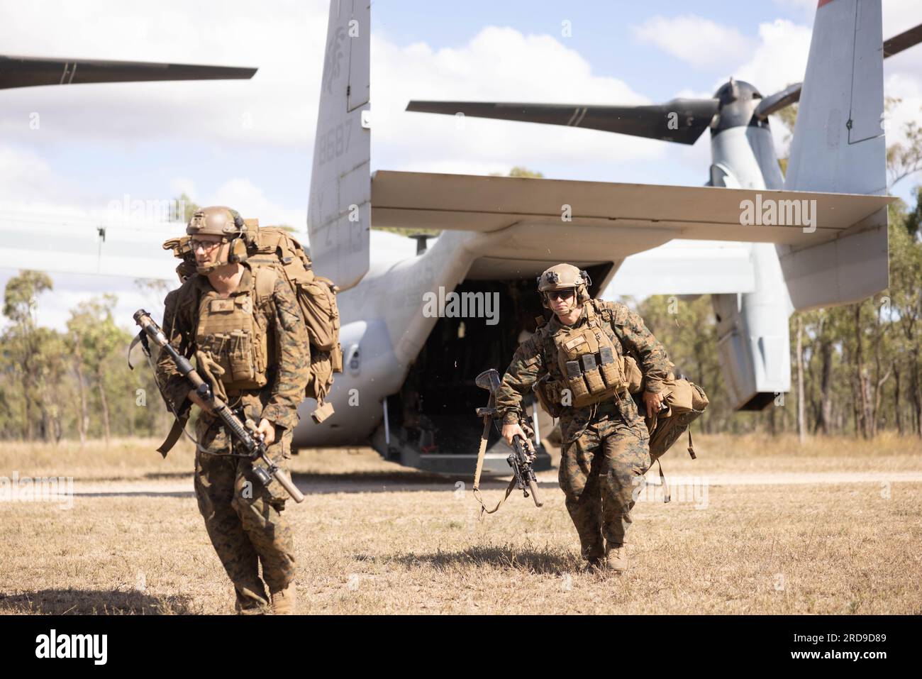 U.S. Marines with Lima Co., 3rd Battalion, 1st Marine Regiment ...