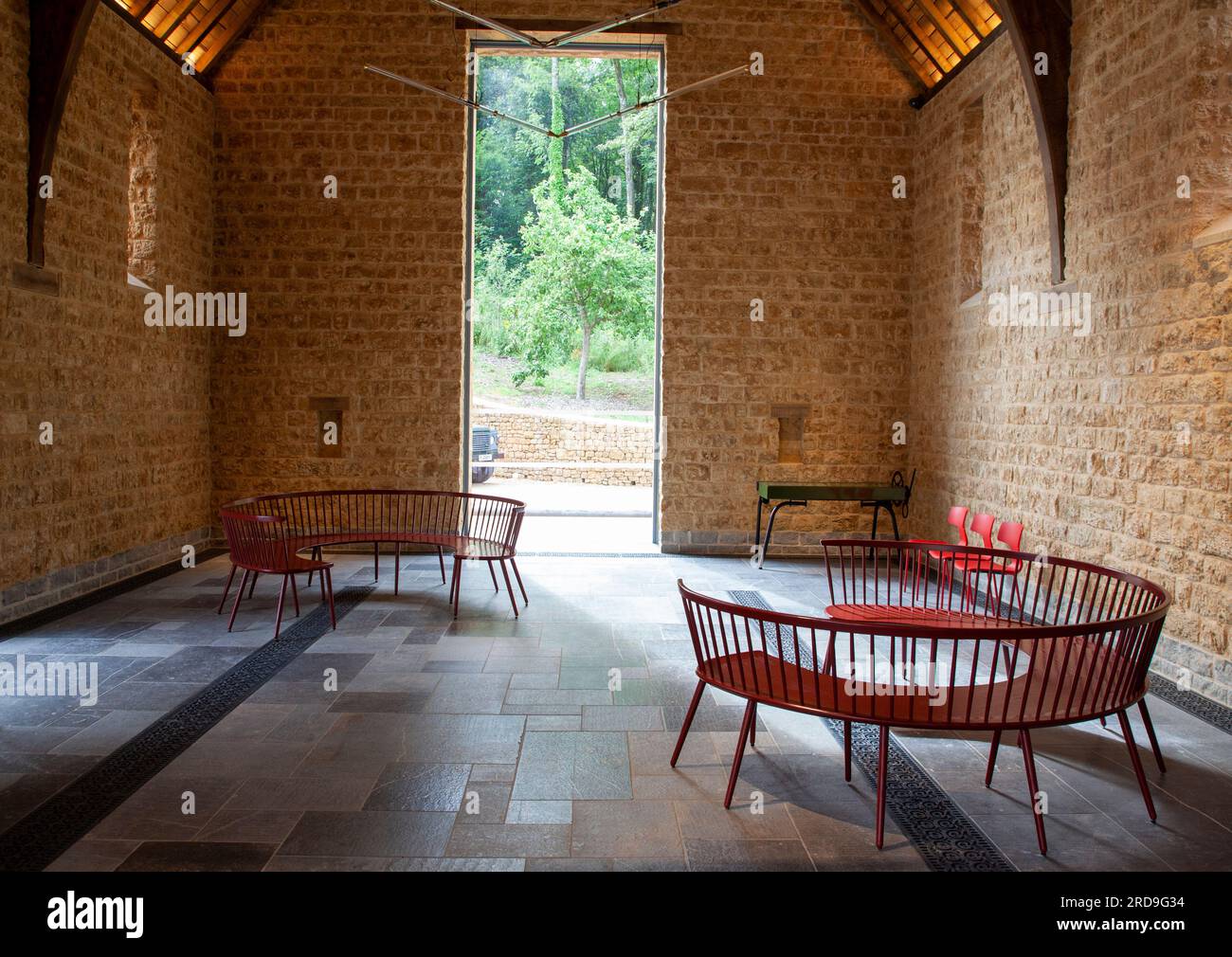 Threshing Barn at The Newt, Bruton/Castle Cary Somerset Stock Photo - Alamy