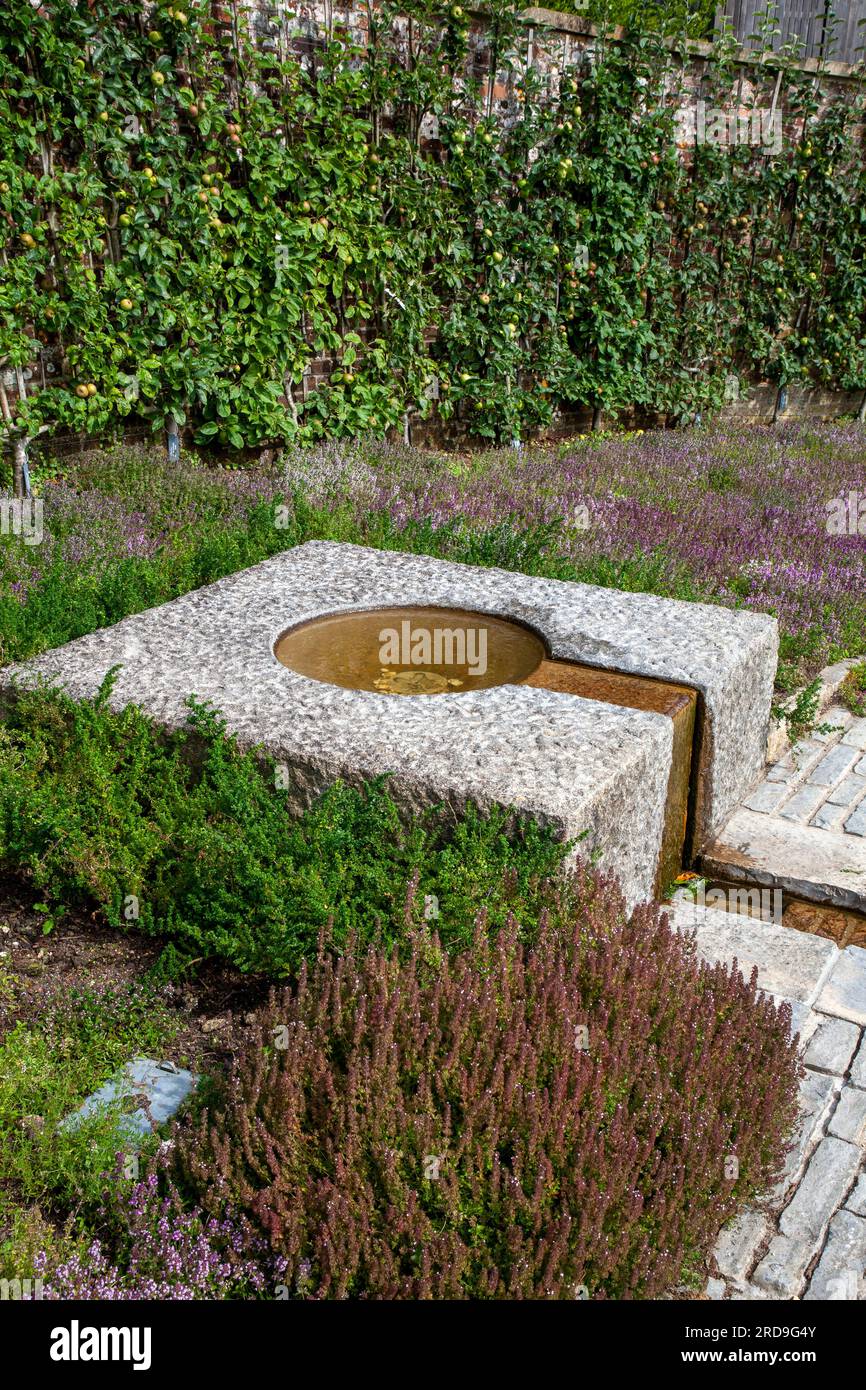 The newt somerset parabola hi-res stock photography and images - Alamy