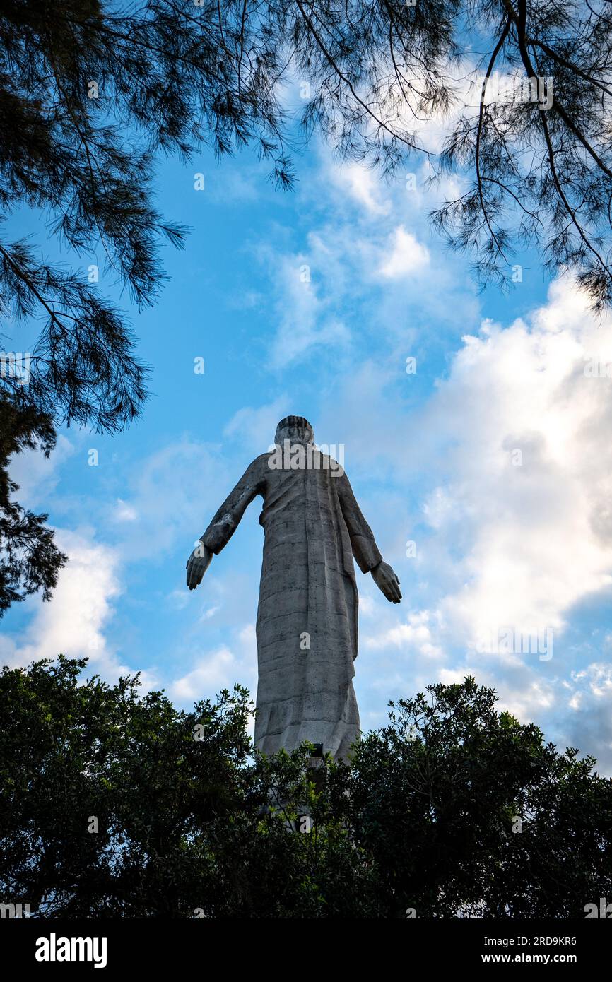 Statue francisco morazan tegucigalpa honduras hi-res stock photography ...