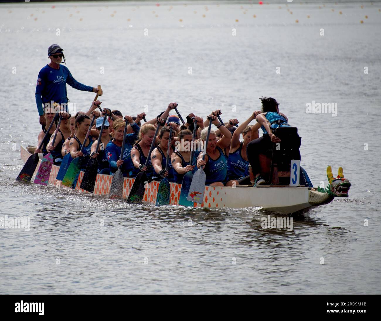 Dragon Boat Racing Cooper river getting ready Stock Photo - Alamy
