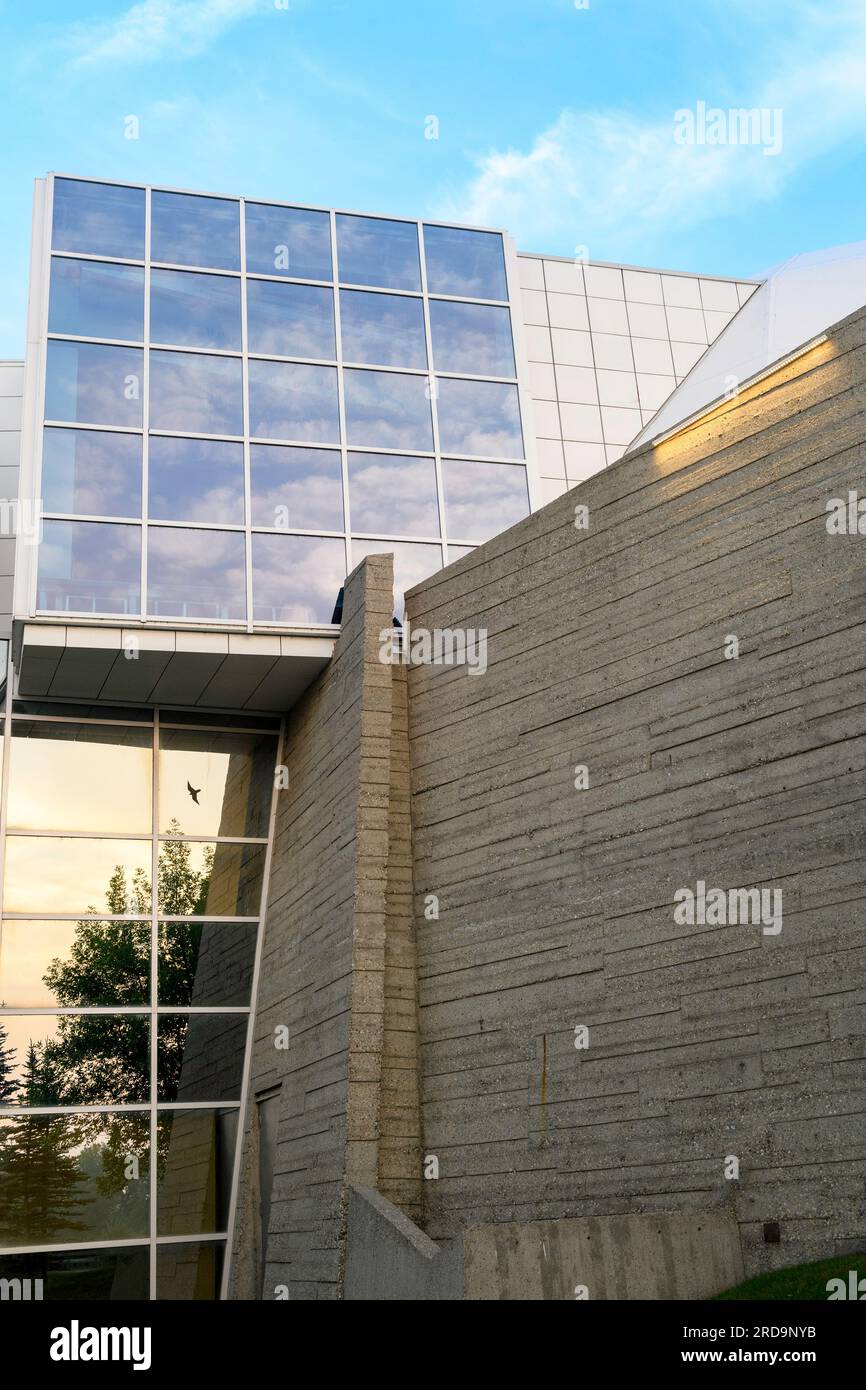 Contemporary calgary gallery hi-res stock photography and images - Alamy