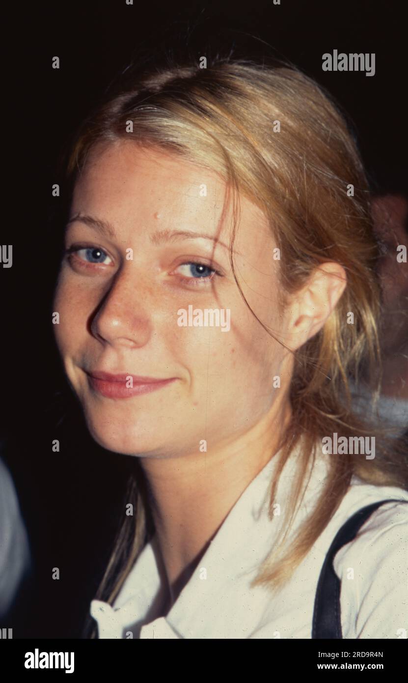 Gwyneth Paltrow attends the premiere of David Fincher's "Se7en" in New ...