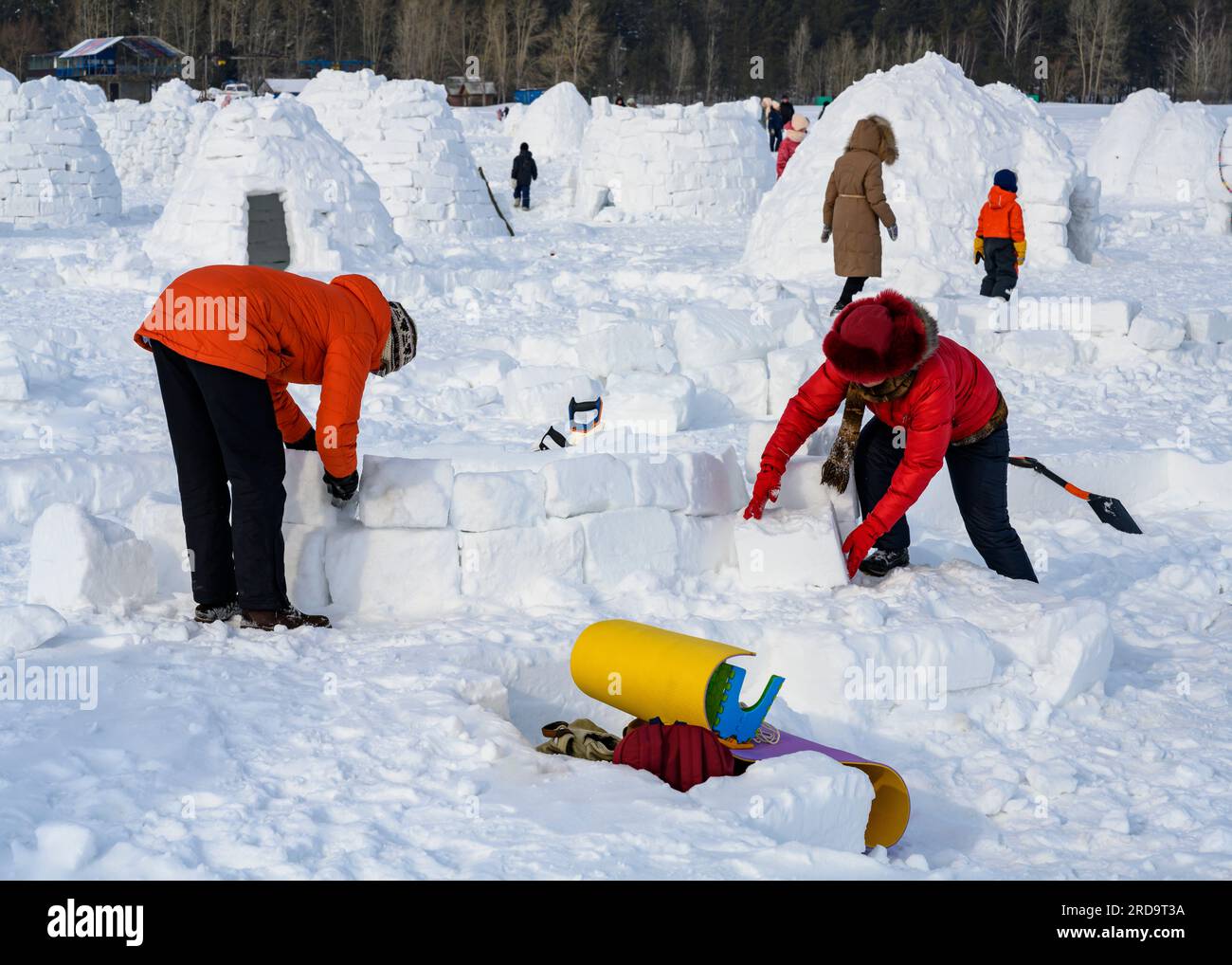 The women's team at the competition for the construction of an igloo, the national shelter of ...