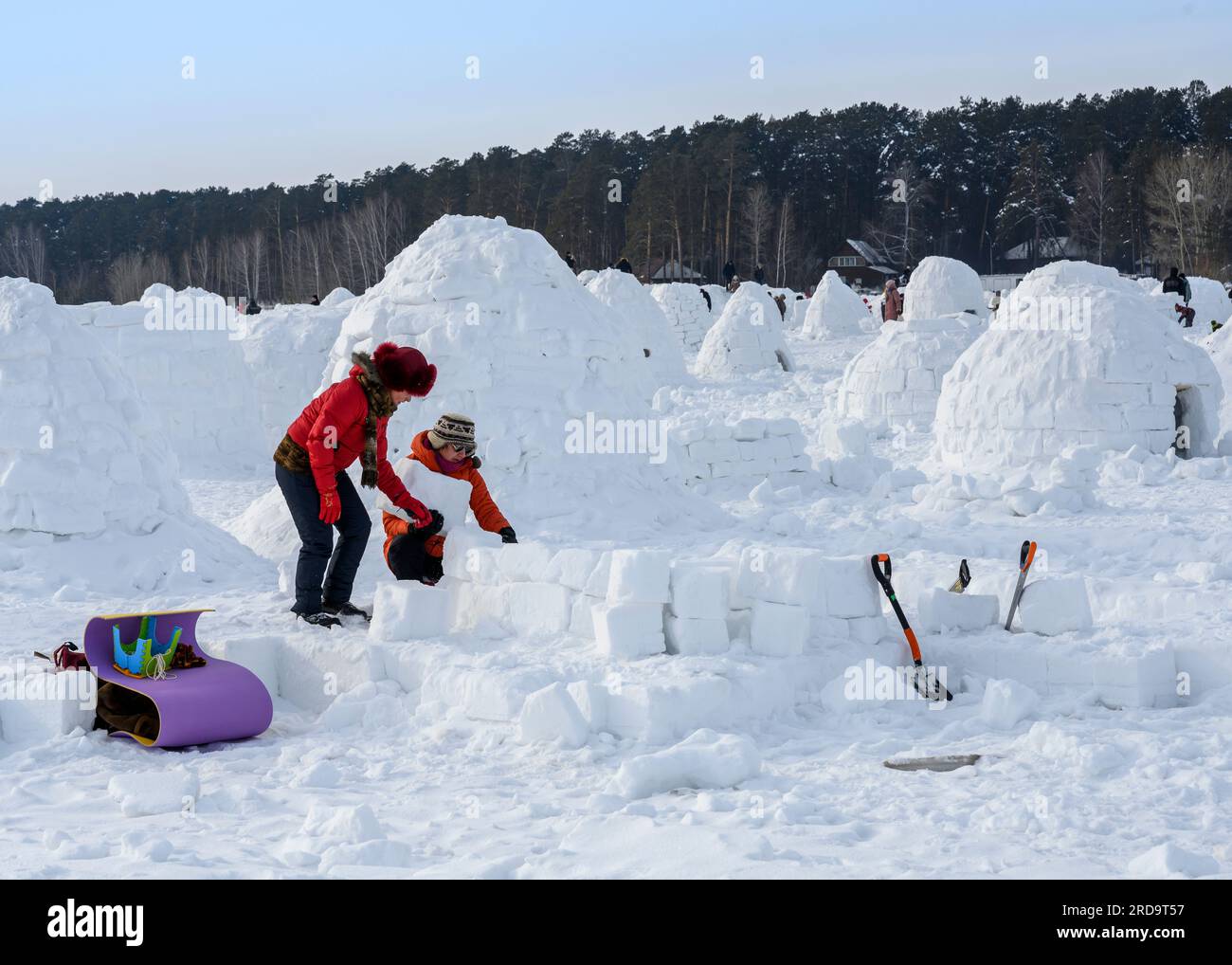The women's team at the competition for the construction of an igloo, the national shelter of ...