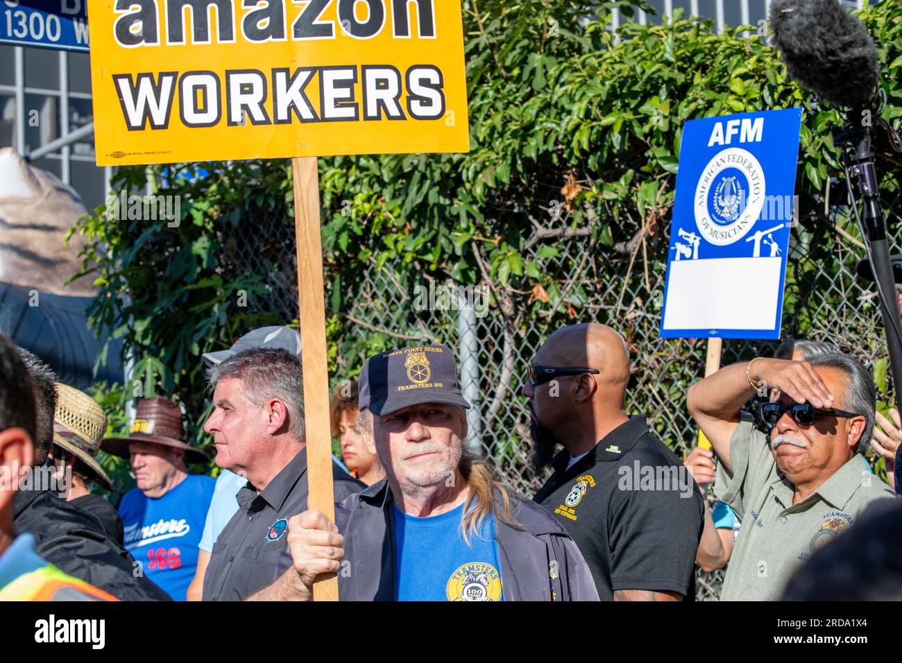 Los Angeles, California, USA. 19th July, 2023. Teamsters stand in ...