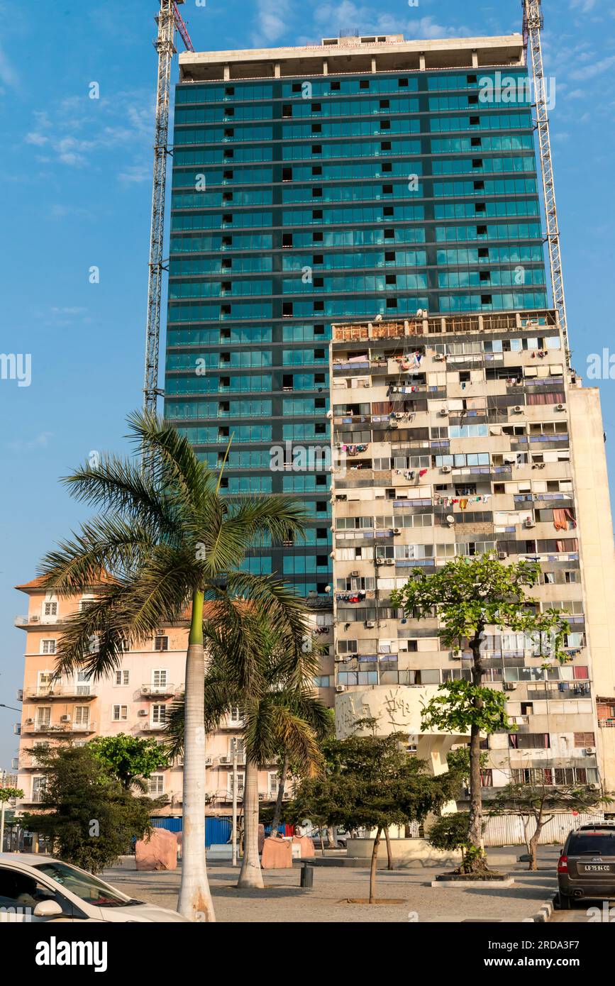 Luanda skyline night hi-res stock photography and images - Alamy