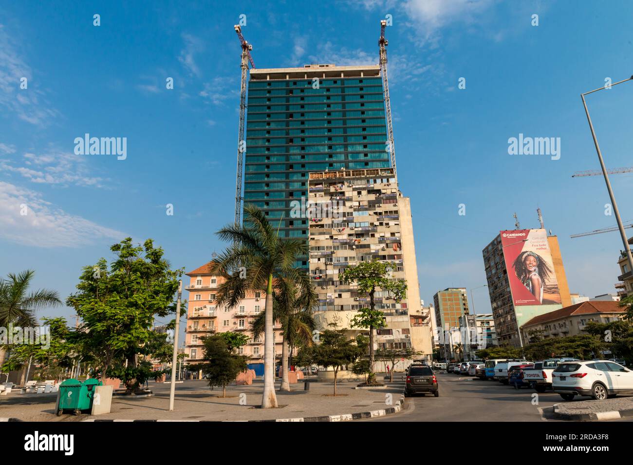 Luanda skyline night hi-res stock photography and images - Alamy