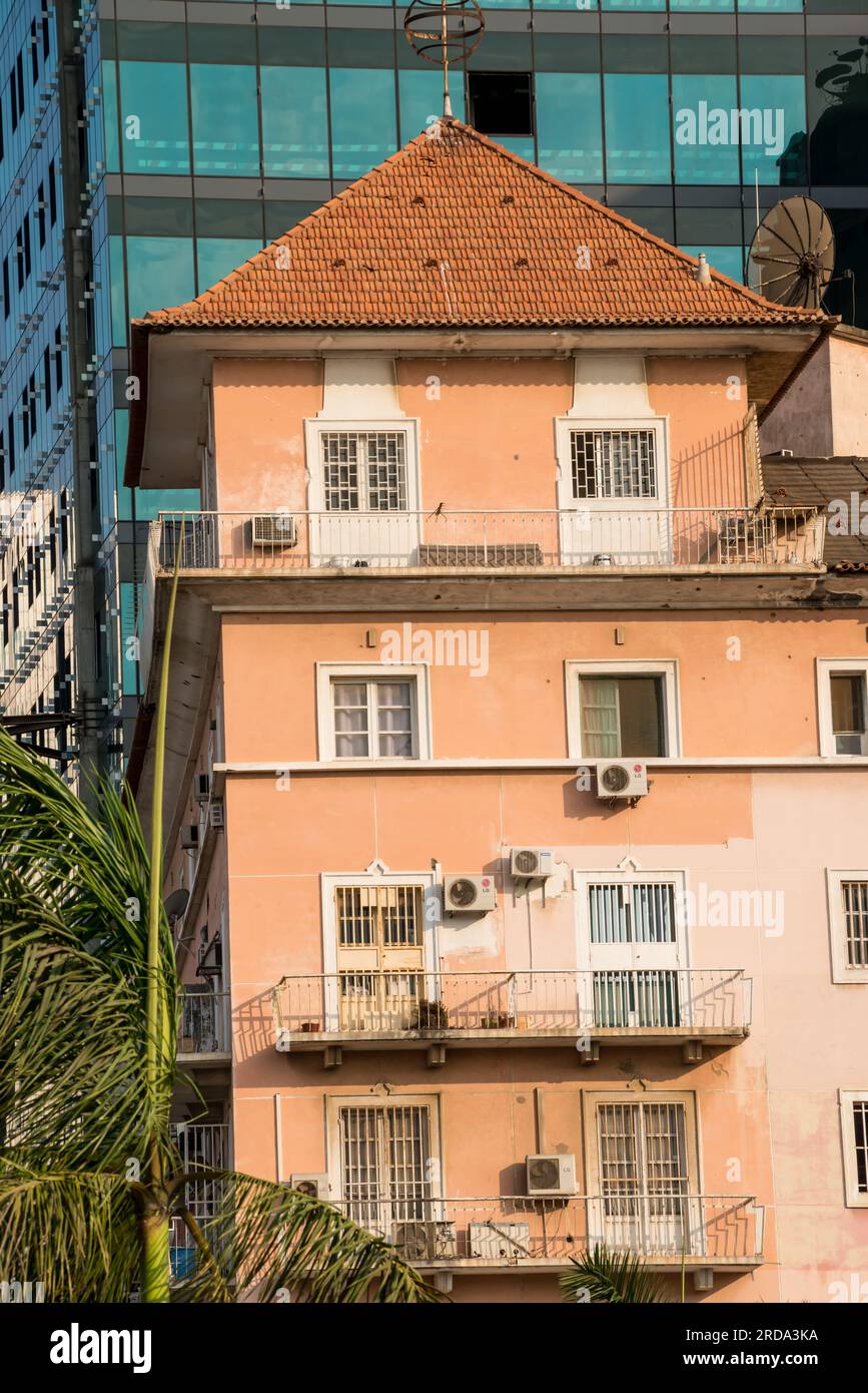 Luanda skyline night hi-res stock photography and images - Alamy