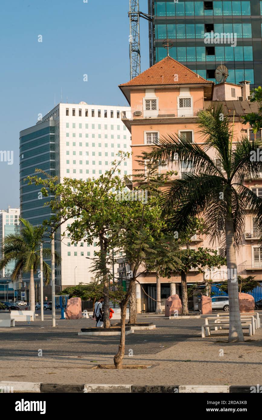 Luanda skyline night hi-res stock photography and images - Alamy