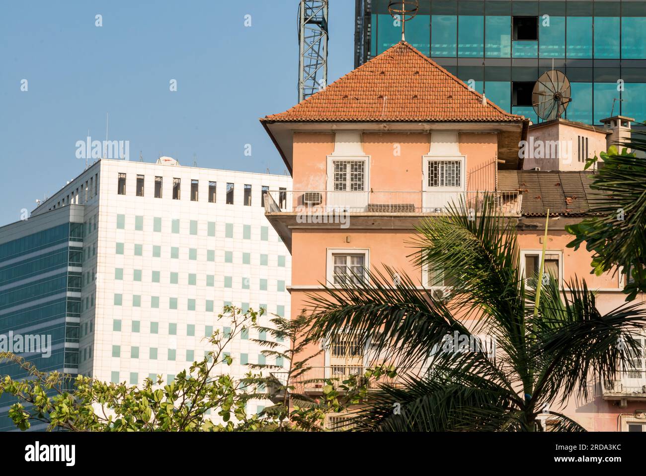 Luanda skyline night hi-res stock photography and images - Alamy