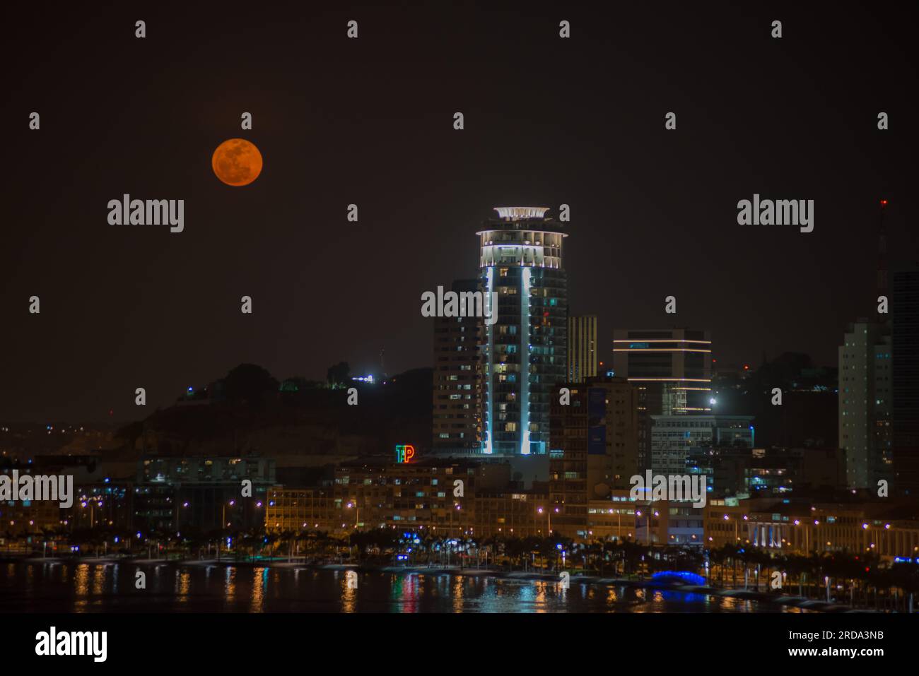 Luanda skyline night hi-res stock photography and images - Alamy
