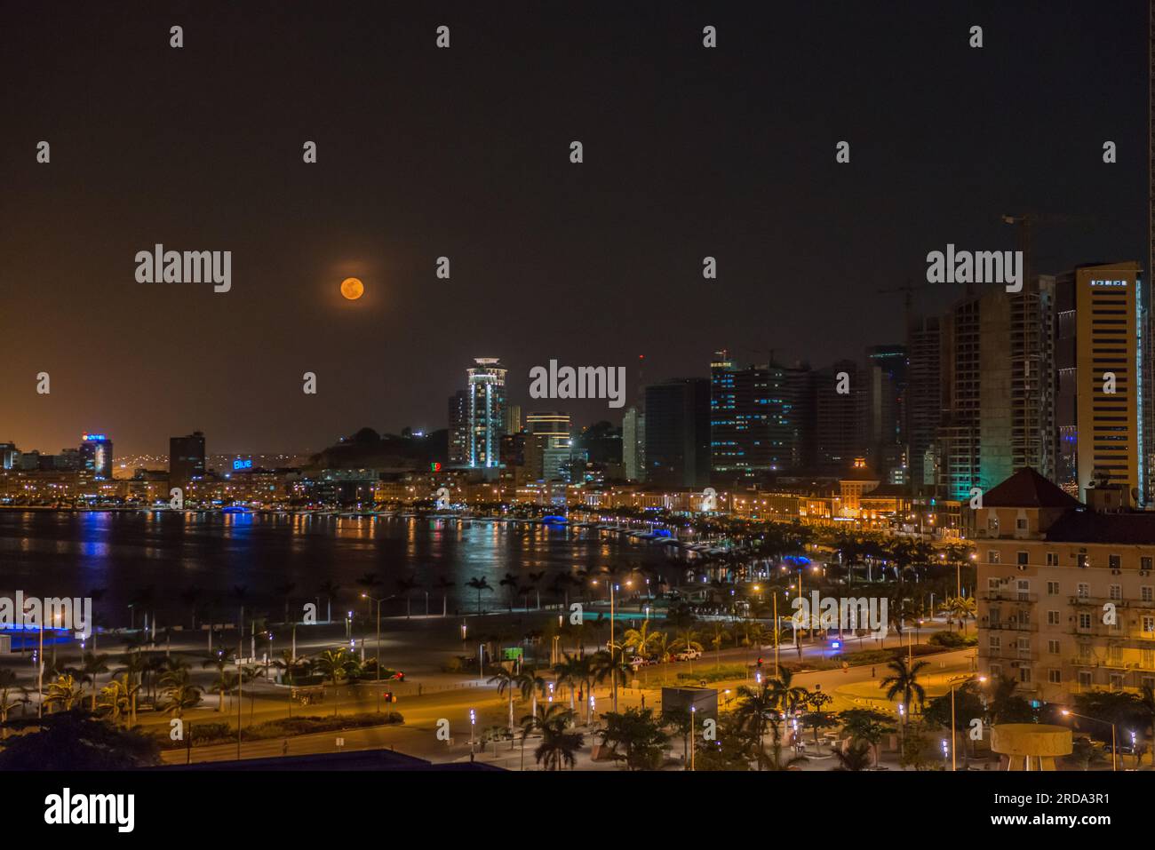 Cidade de luanda hi-res stock photography and images - Alamy