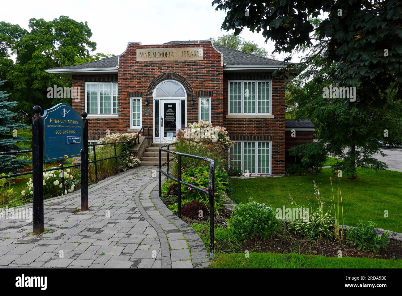 Port Perry memorial library, Port Perry, Ontario, Canada Stock Photo ...