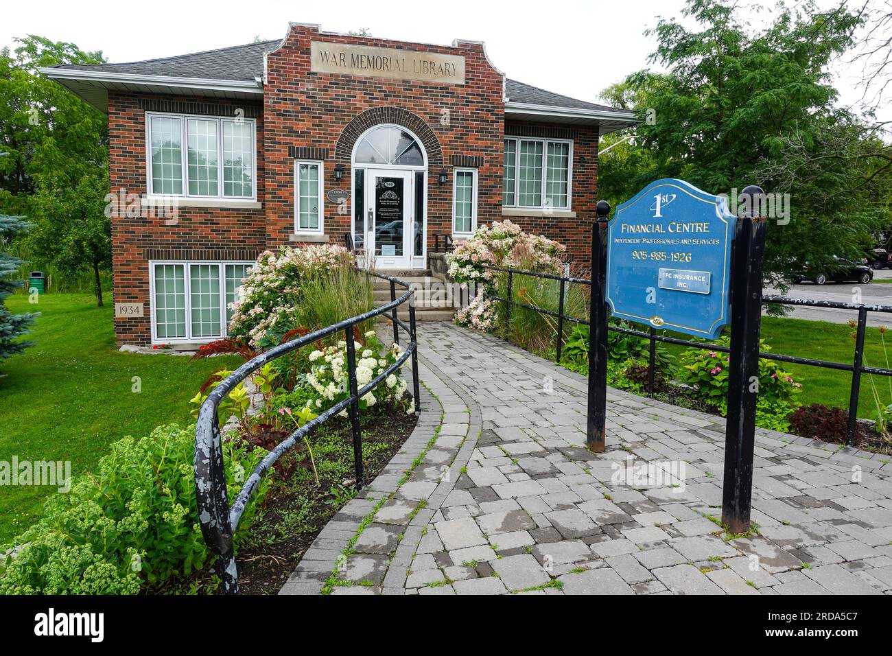 Port Perry memorial library, Port Perry, Ontario, Canada Stock Photo ...