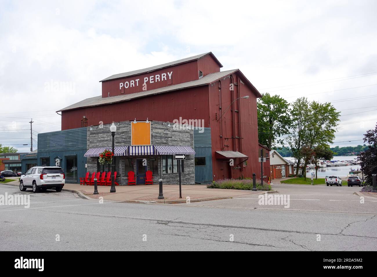 port perry grain elevator, also known as old mills, in port perry ...