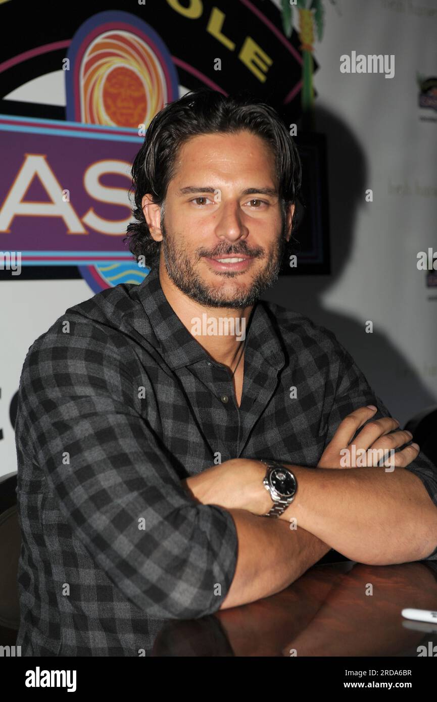 Audra marie and joe manganiello hi-res stock photography and images - Alamy
