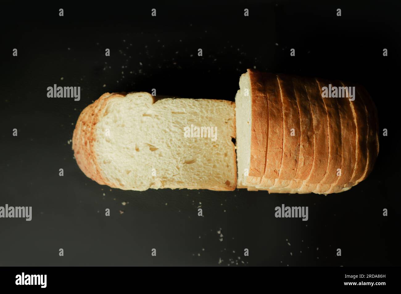 Black bread slice top view hi-res stock photography and images - Alamy