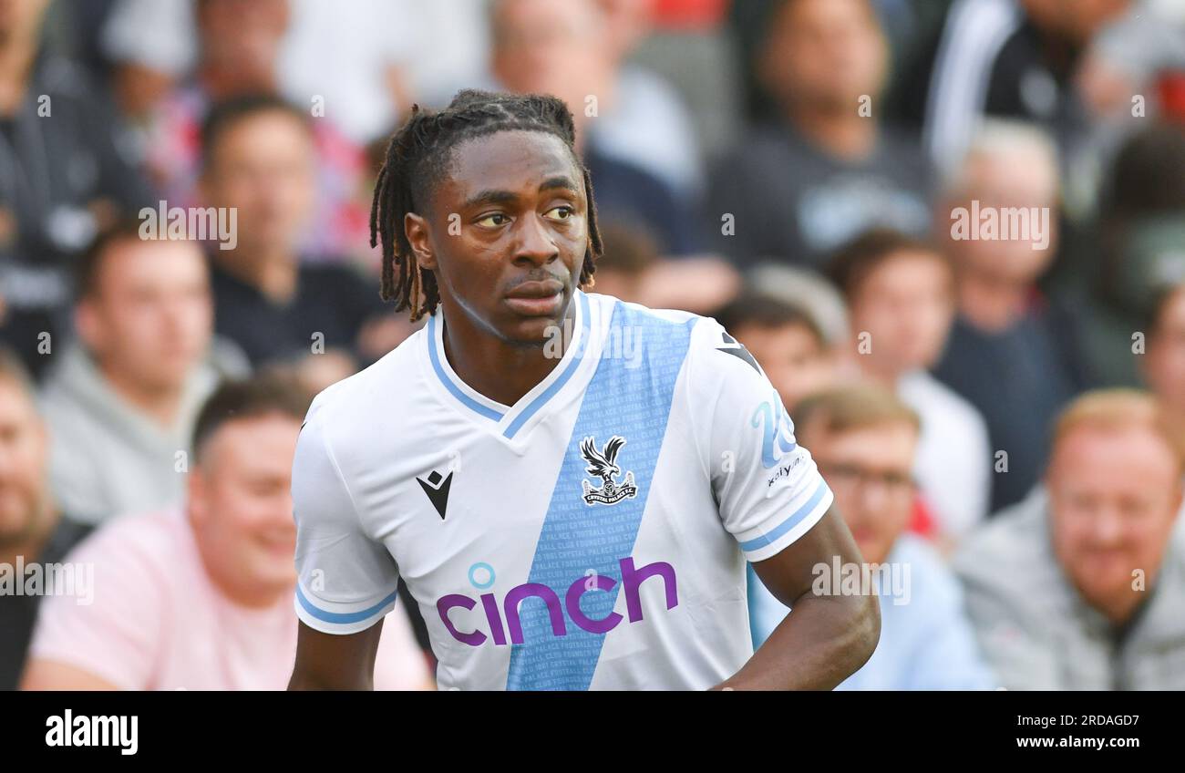 Eberechi eze portrait hi-res stock photography and images - Alamy