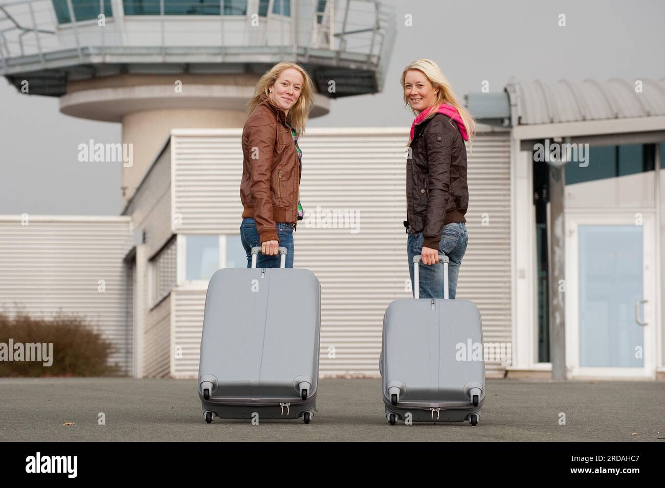 Janin und Maren Hammerschmidt Biathlon Stock Photo - Alamy