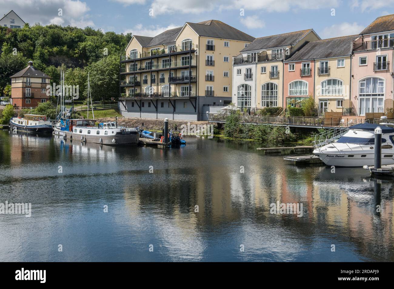 Penarth wales houses hi-res stock photography and images - Alamy