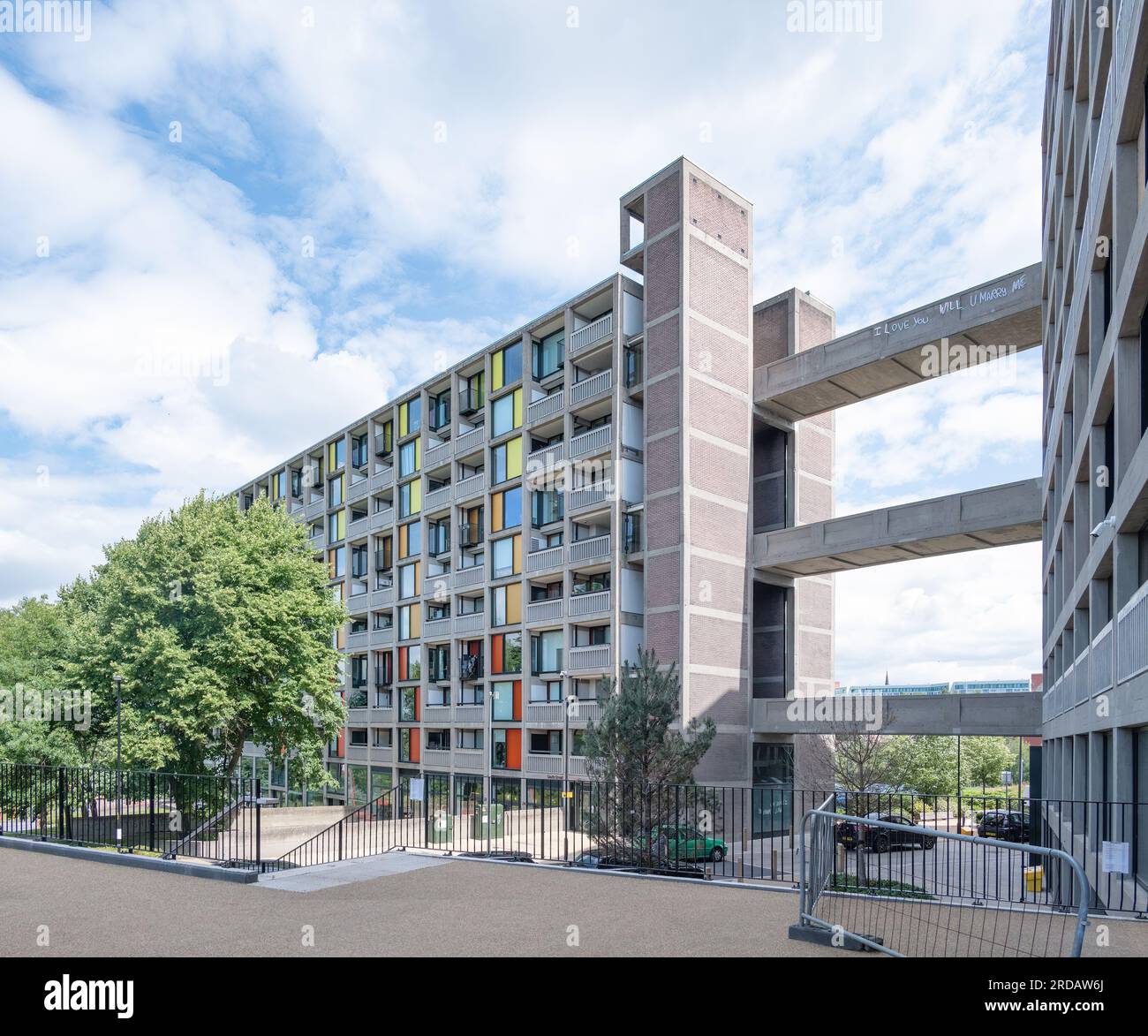 Sheffield, England - Park Hill estate housing phase 1 renovation by ...