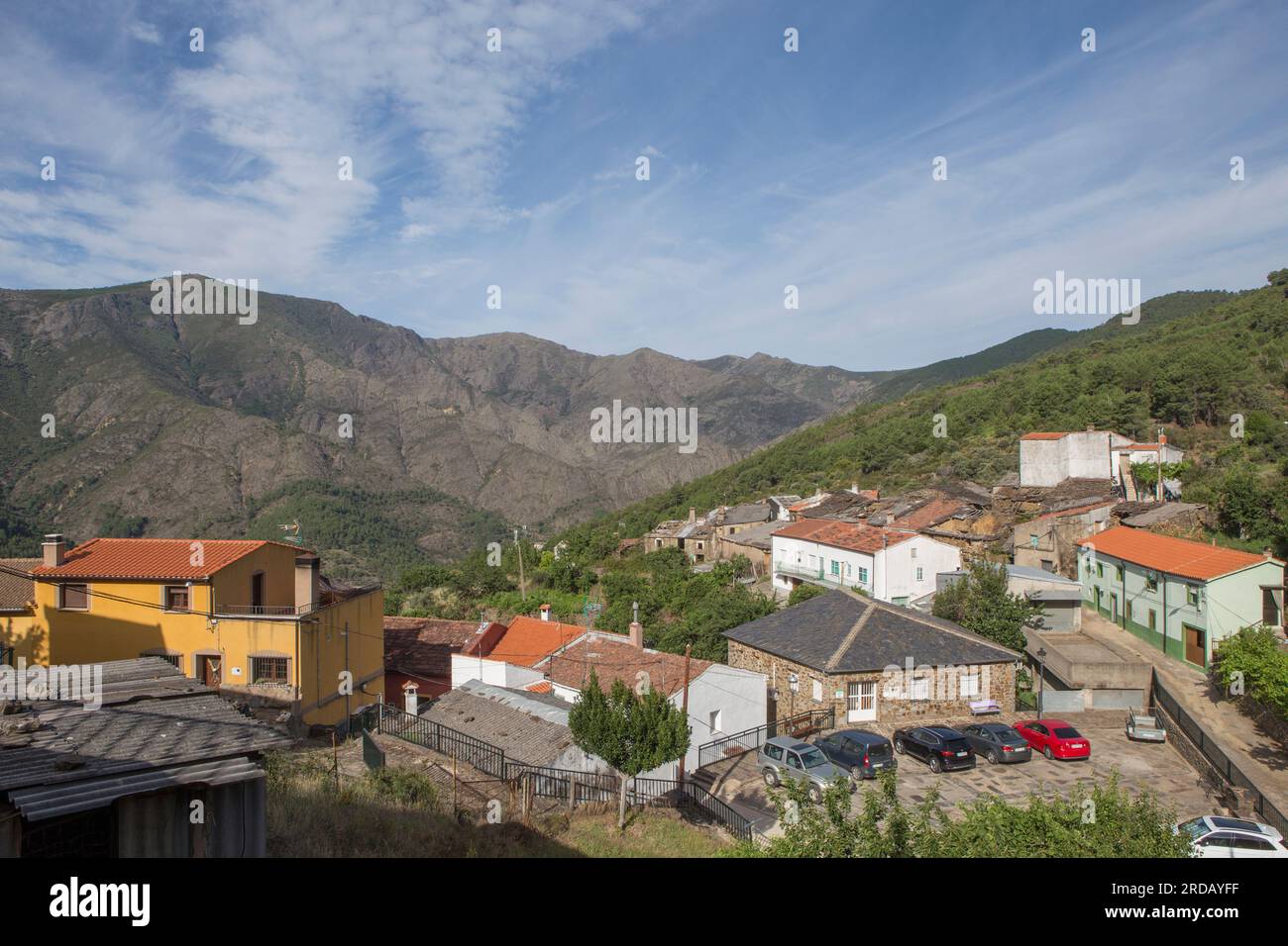 El Robledo, the highest extremaduran locality, Las Hurdes Region ...
