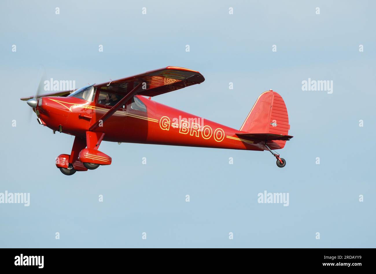 Luscombe 8E Silvaire Deluxe vintage, classic plane G-BROO taking off ...