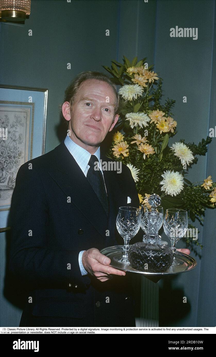 Gordon Jackson. 19 december 1023 - 15 january 1990. Scottish actor best ...