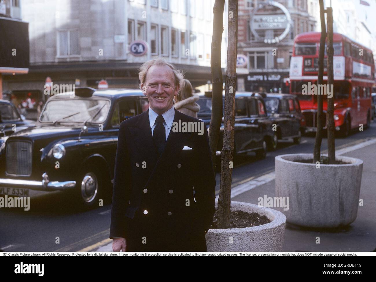 Gordon Jackson. 19 december 1023 - 15 january 1990. Scottish actor best ...