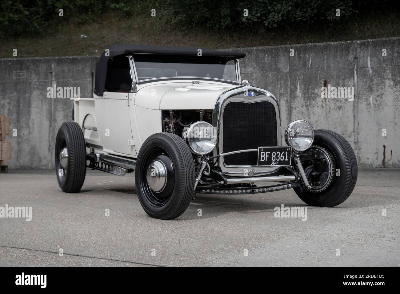 1929 Ford Model A pick up truck hot rod Stock Photo - Alamy