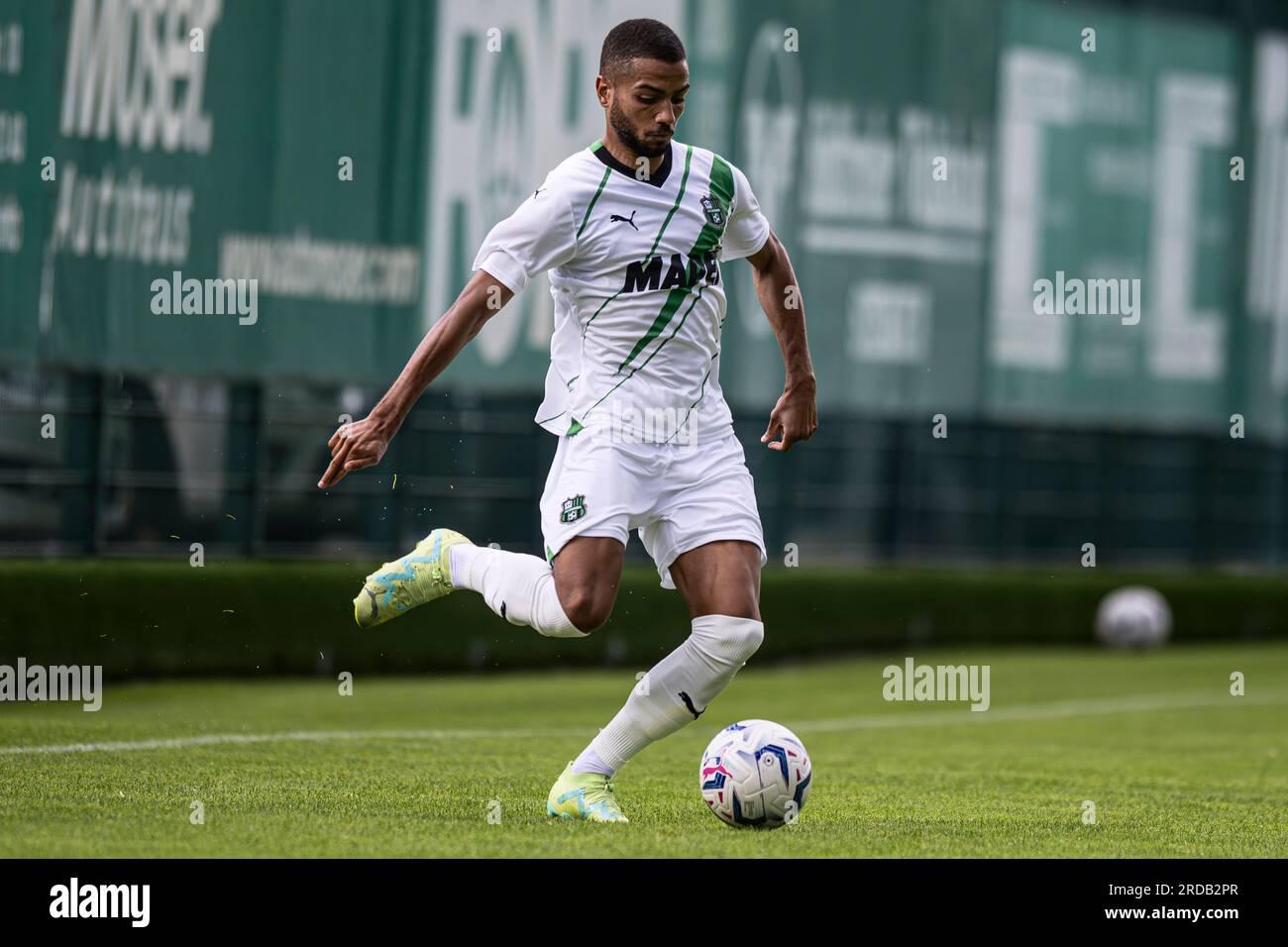 Pafos fc hi-res stock photography and images - Alamy
