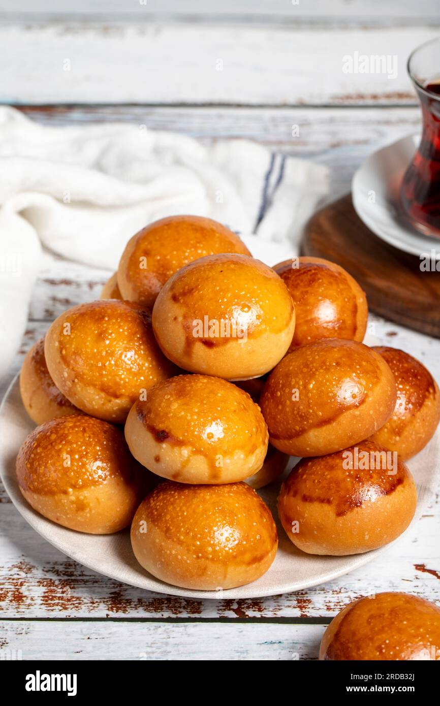 Little bun hi-res stock photography and images - Alamy