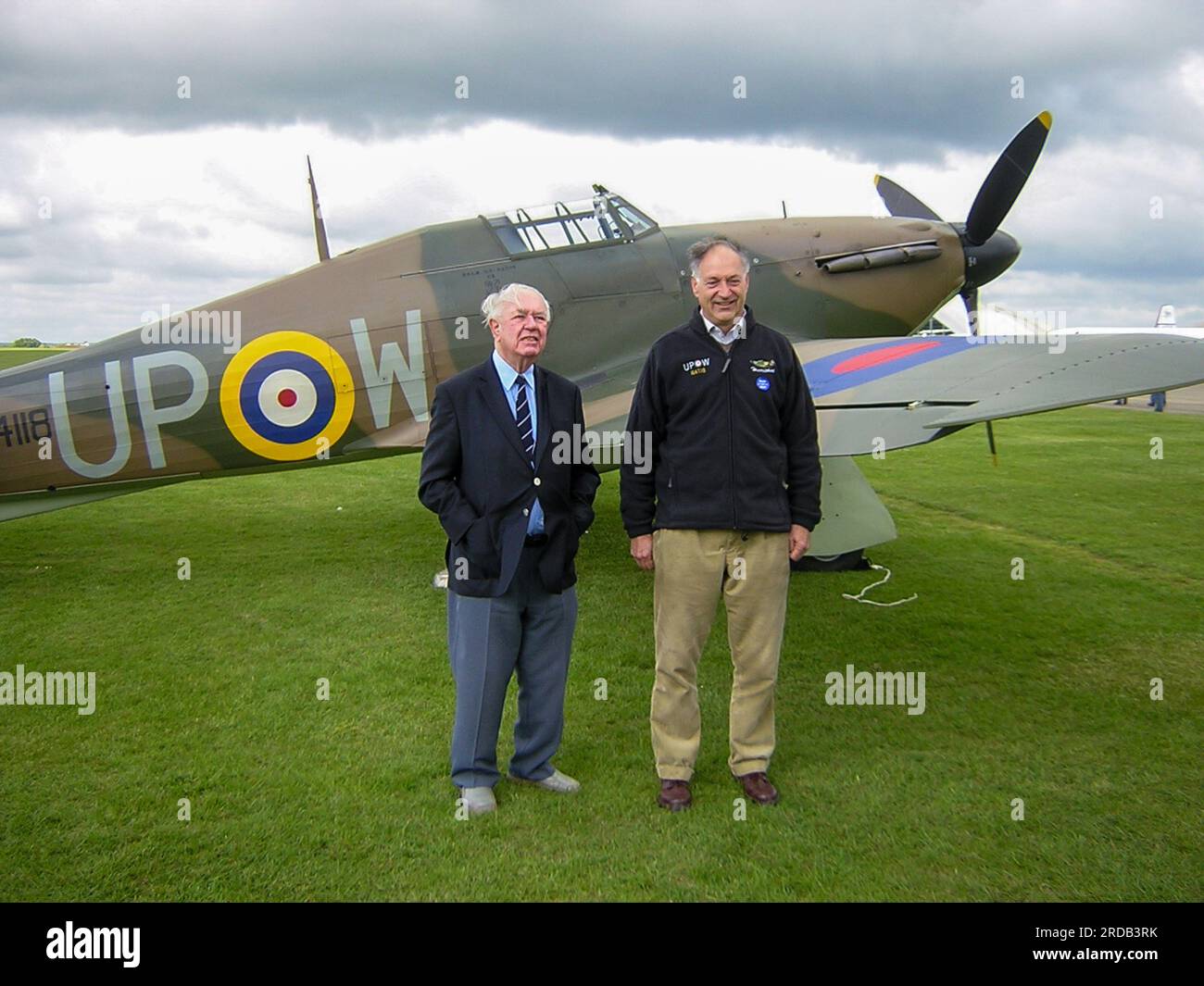 Wing Commander Bob Foster reunited at Duxford with 'his' wartime Battle ...