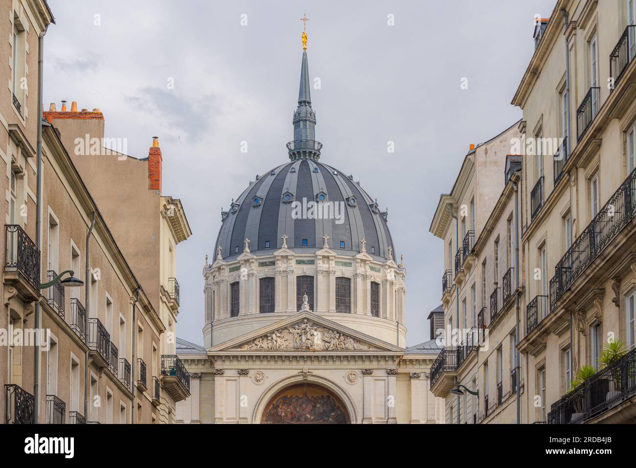View of Notre-Dame de Bon-Port, Church in Nantes, France Stock Photo ...