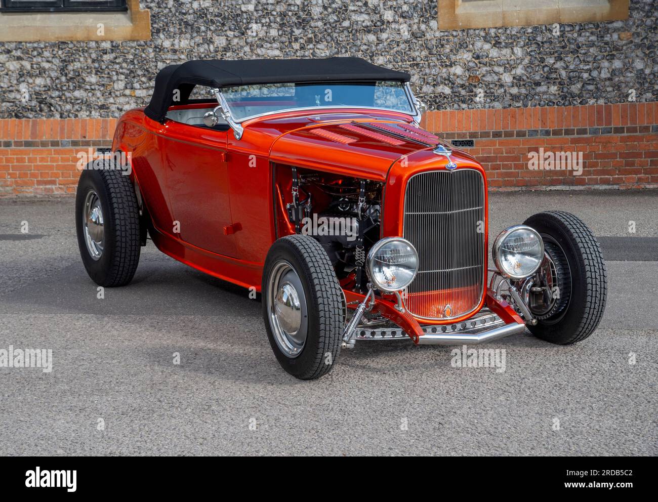 '32 Ford roadster traditional style hod rod Stock Photo - Alamy
