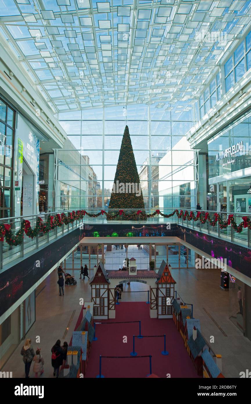 Centro Comercial Plaza Rio 2, Madrid, Spain, Europe Stock Photo - Alamy
