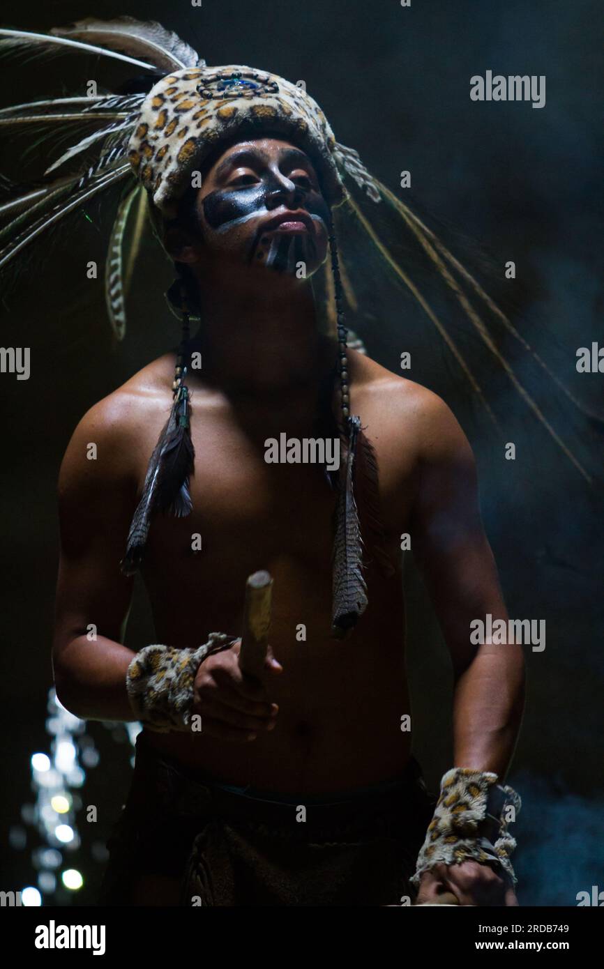 Mayan dressing hi-res stock photography and images - Alamy