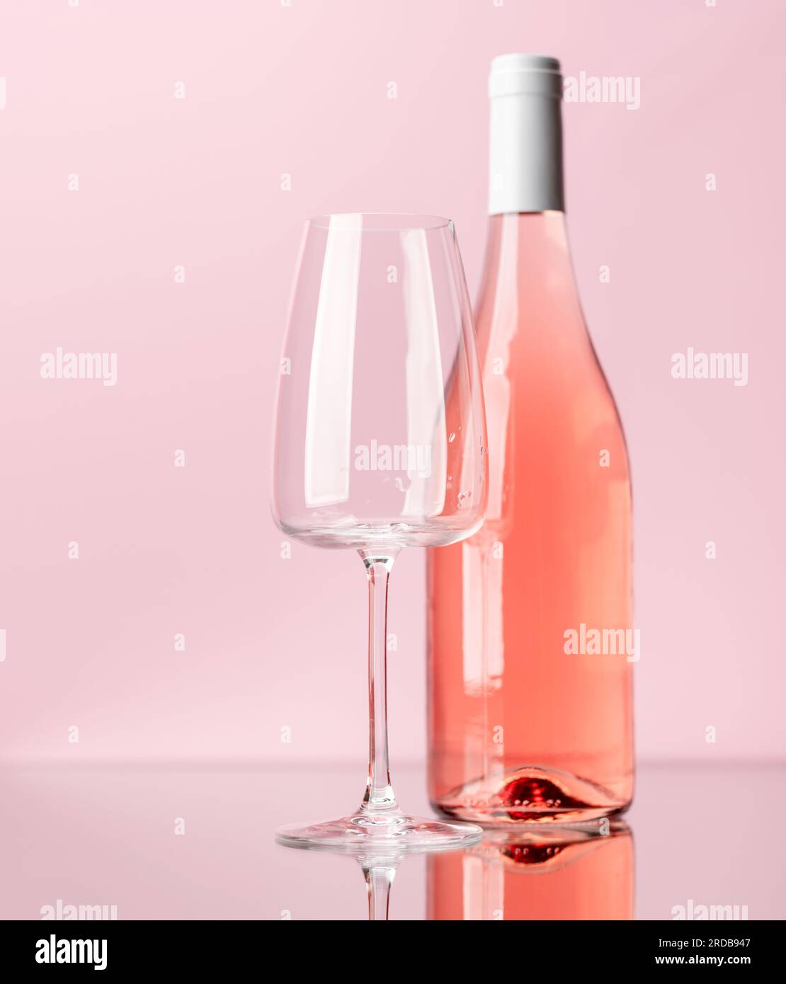 Delectable pairing hi-res stock photography and images - Alamy