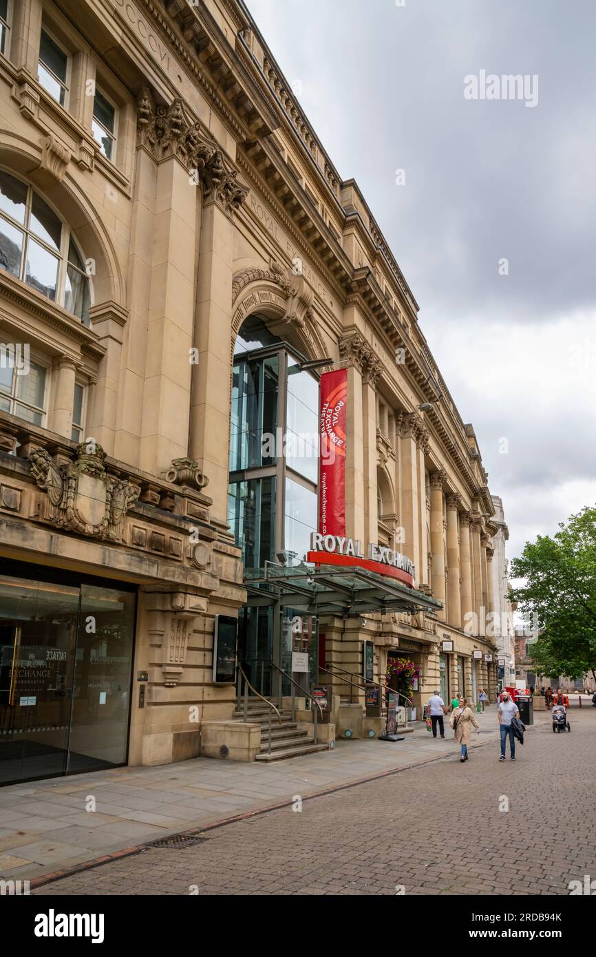 The front entrance of the Royal Exchange building in St Ann's Square ...