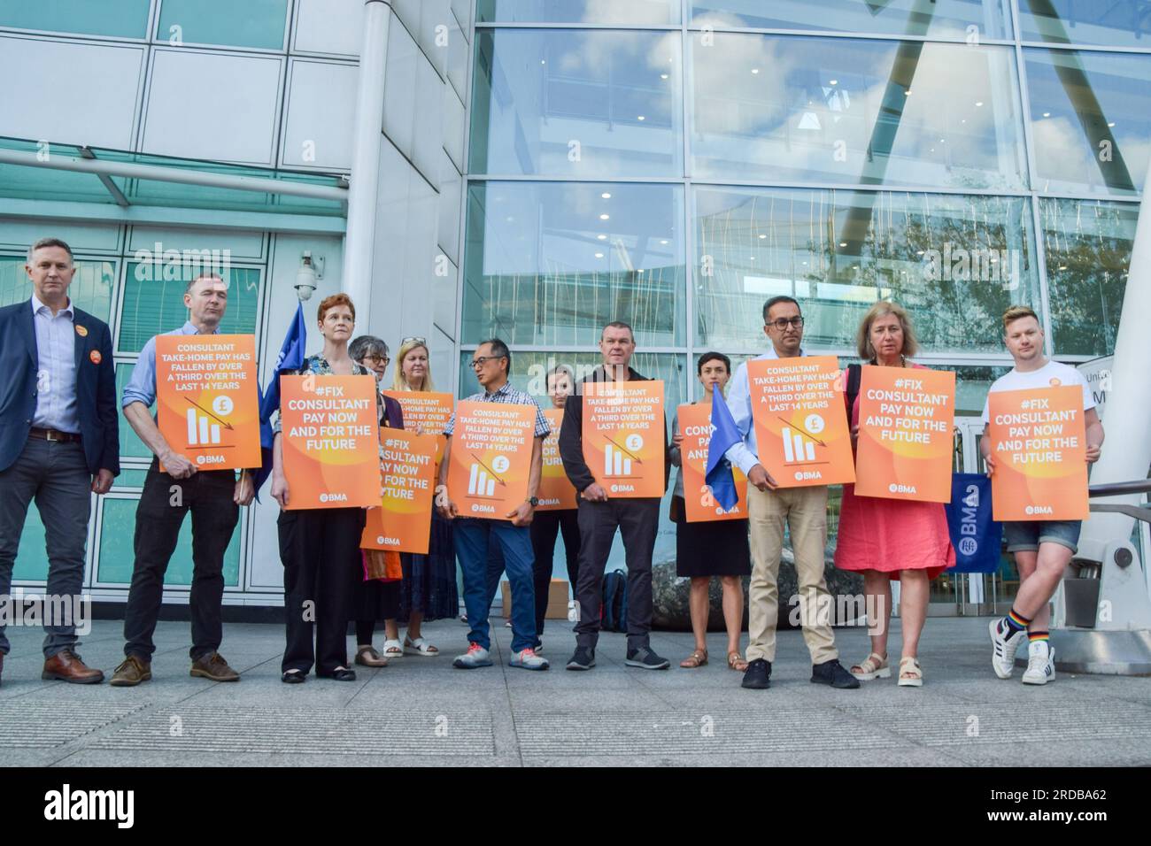 England hospital logo symbol uk hi-res stock photography and images - Alamy