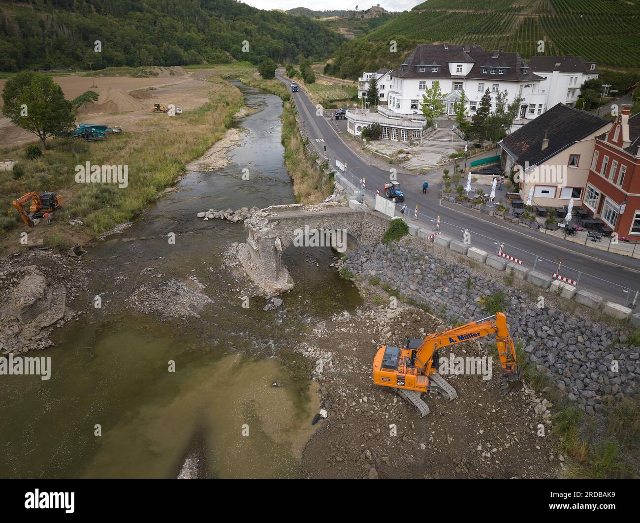 Rech, Germany. 20th July, 2023. Excavators demolish the 300-year-old ...