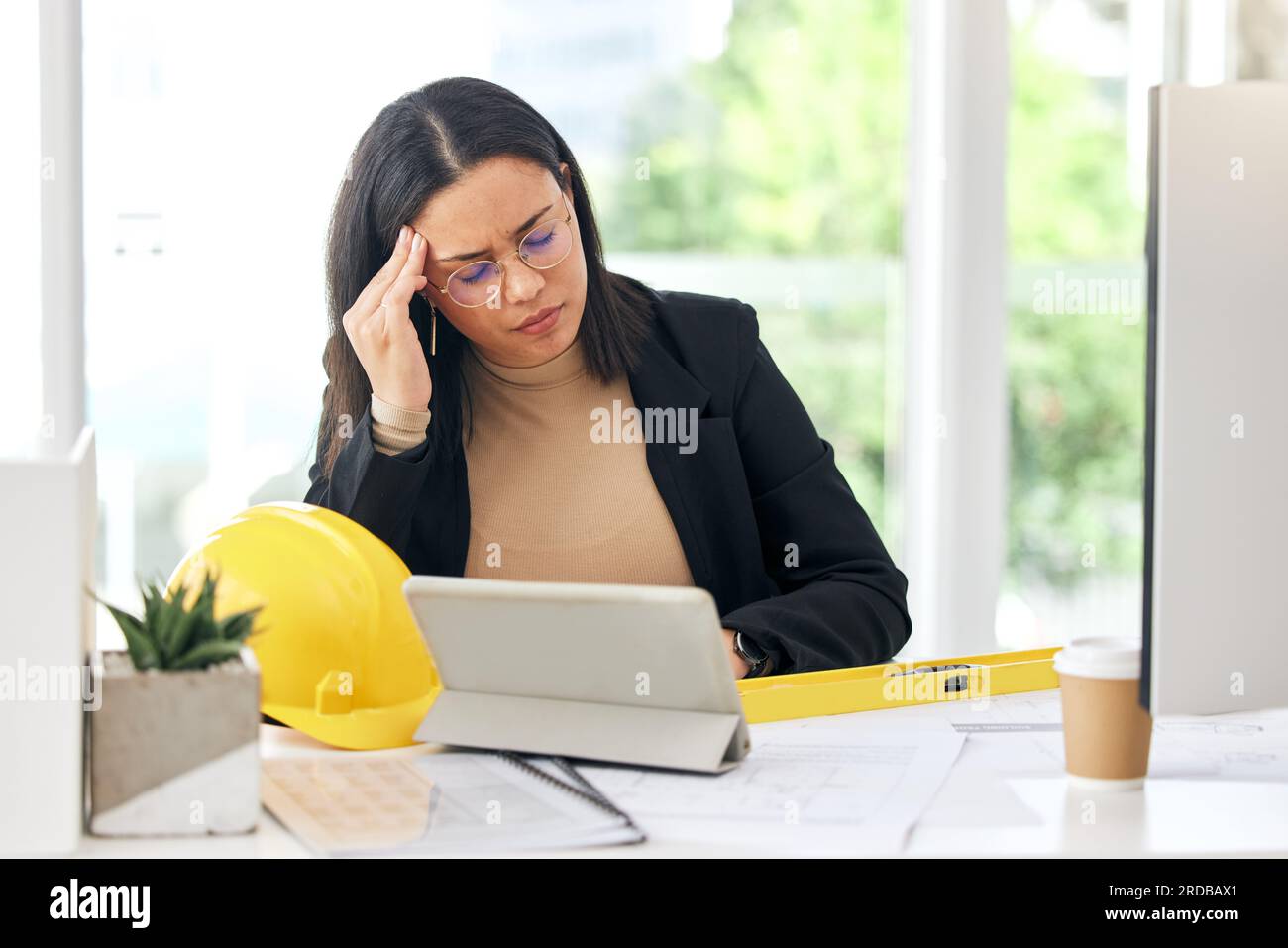 Headache problem, architect burnout and woman stress over development ...