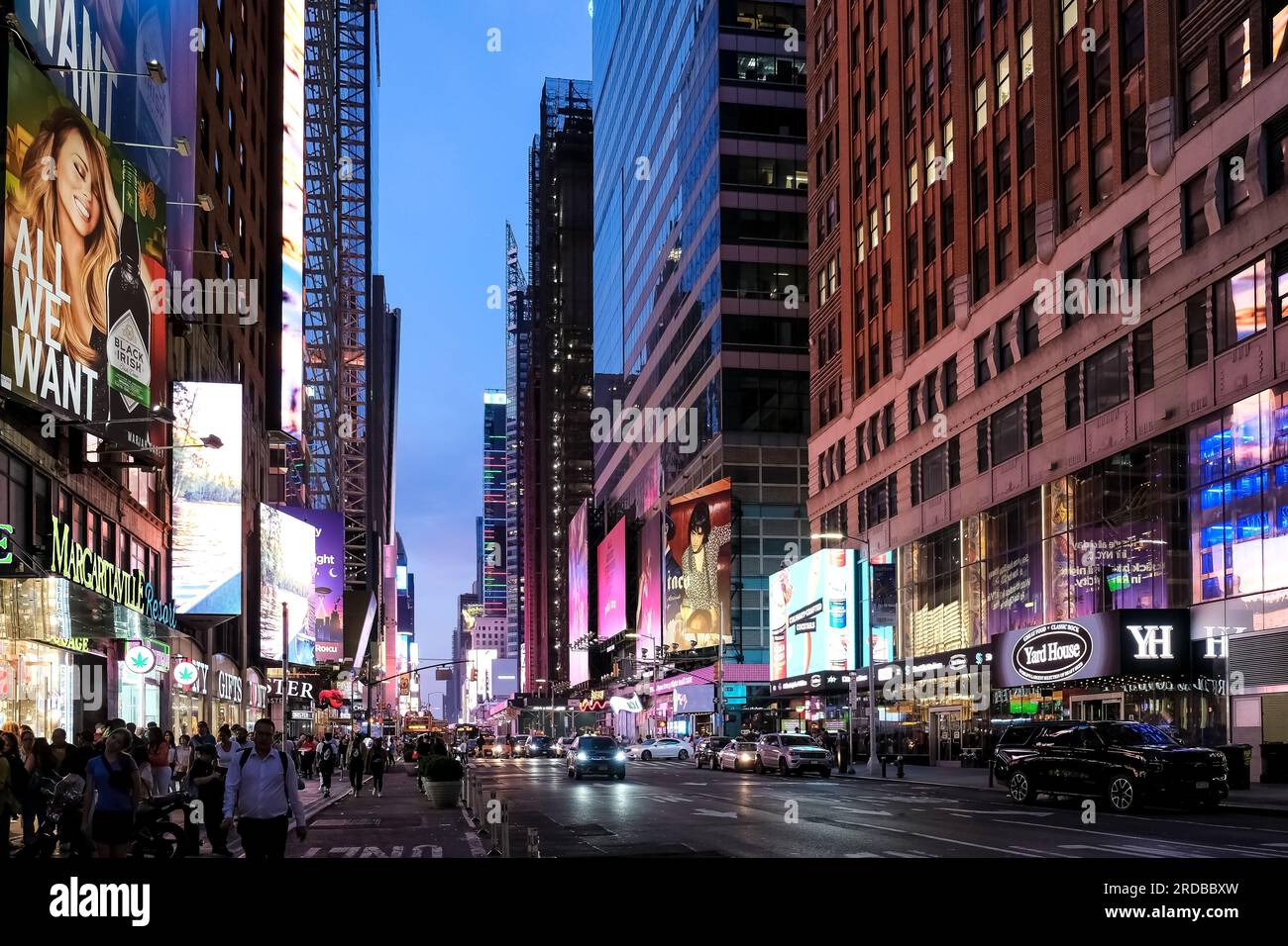 Architectural detail of Seventh Avenue – co-named Fashion Avenue in the ...