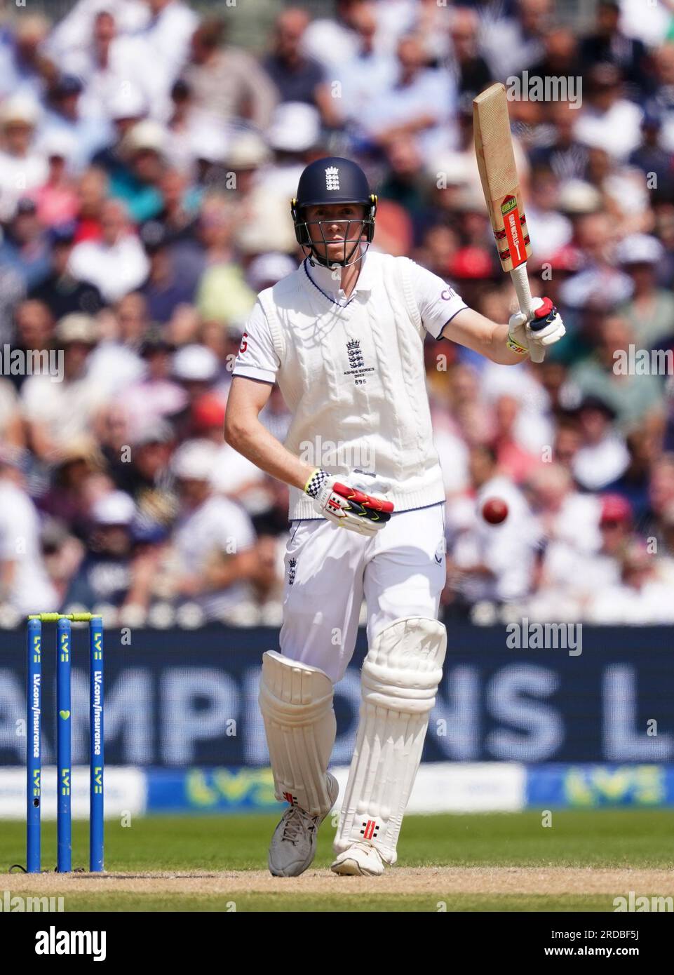 Zak crawley ashes 2023 old trafford hi-res stock photography and images ...