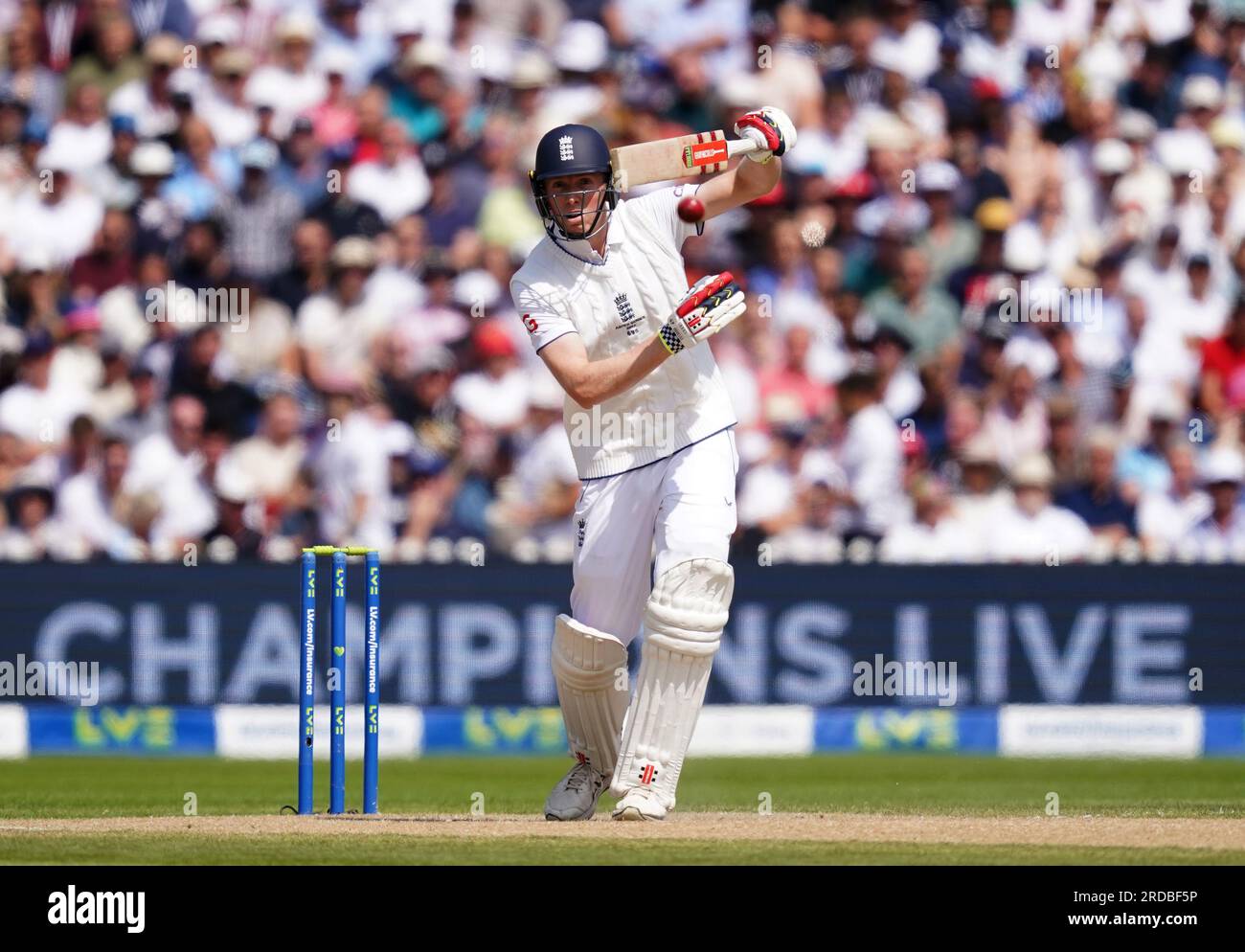 Zak crawley ashes 2023 old trafford hi-res stock photography and images ...