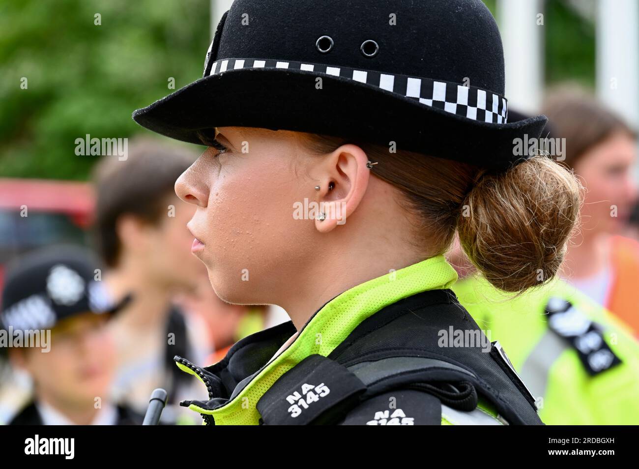 Female Police Officer, Parliament Square, London, UK Stock Photo - Alamy
